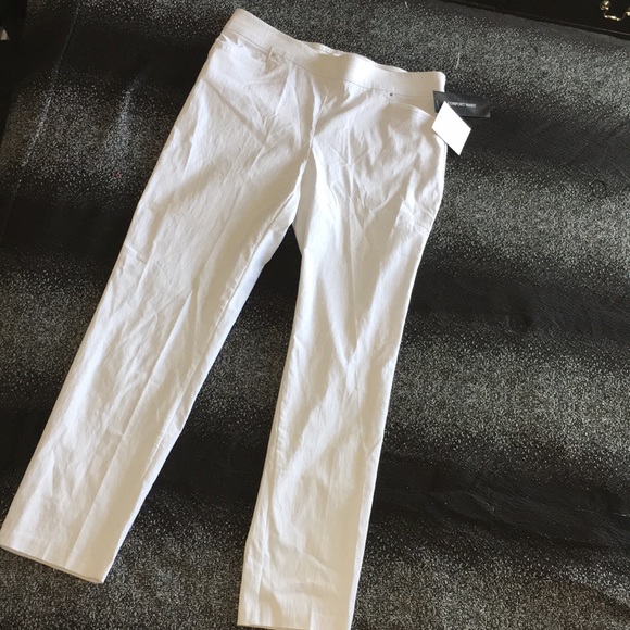 89th & Madison | Pants & Jumpsuits | Stretch White Pants | Poshmark